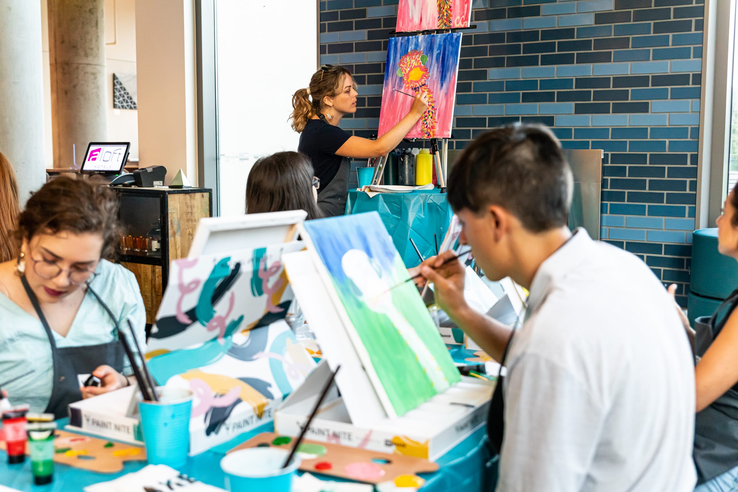 31 Easy Acrylic Painting Ideas for Beginners with Tutorials